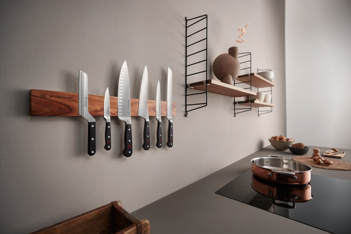 Wusthof 50cm Acacia Magnetic Knife Rail – The Cotswold Knife Company